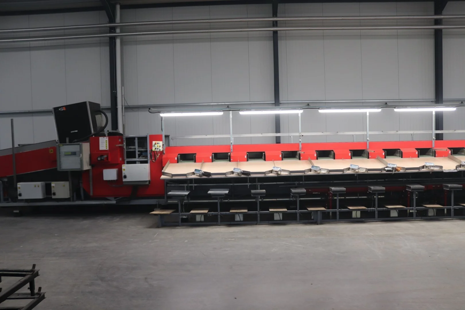 Aweta GMC3/12+1 grading machine for peppers • Duijndam Machines