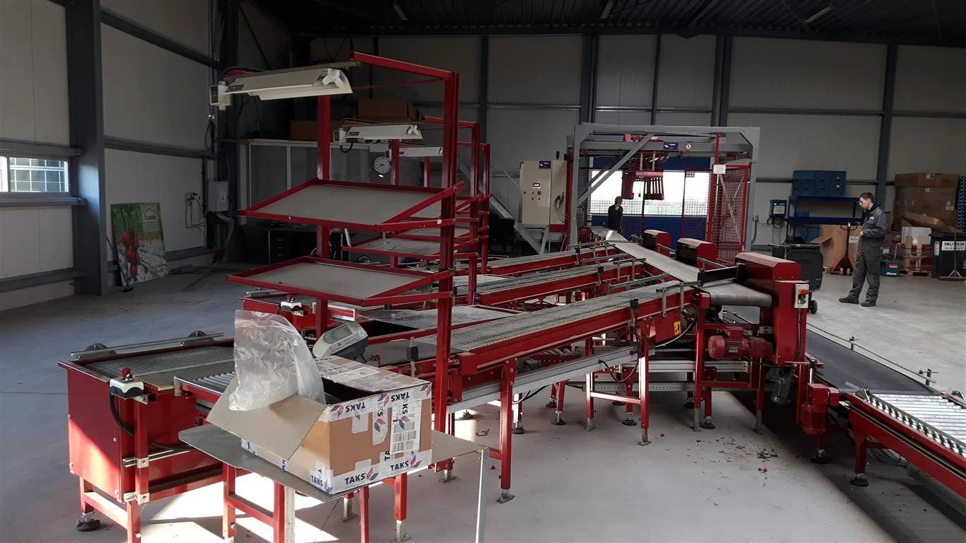 Taks fully automatic unloading system for destacking boxes from pipe ...