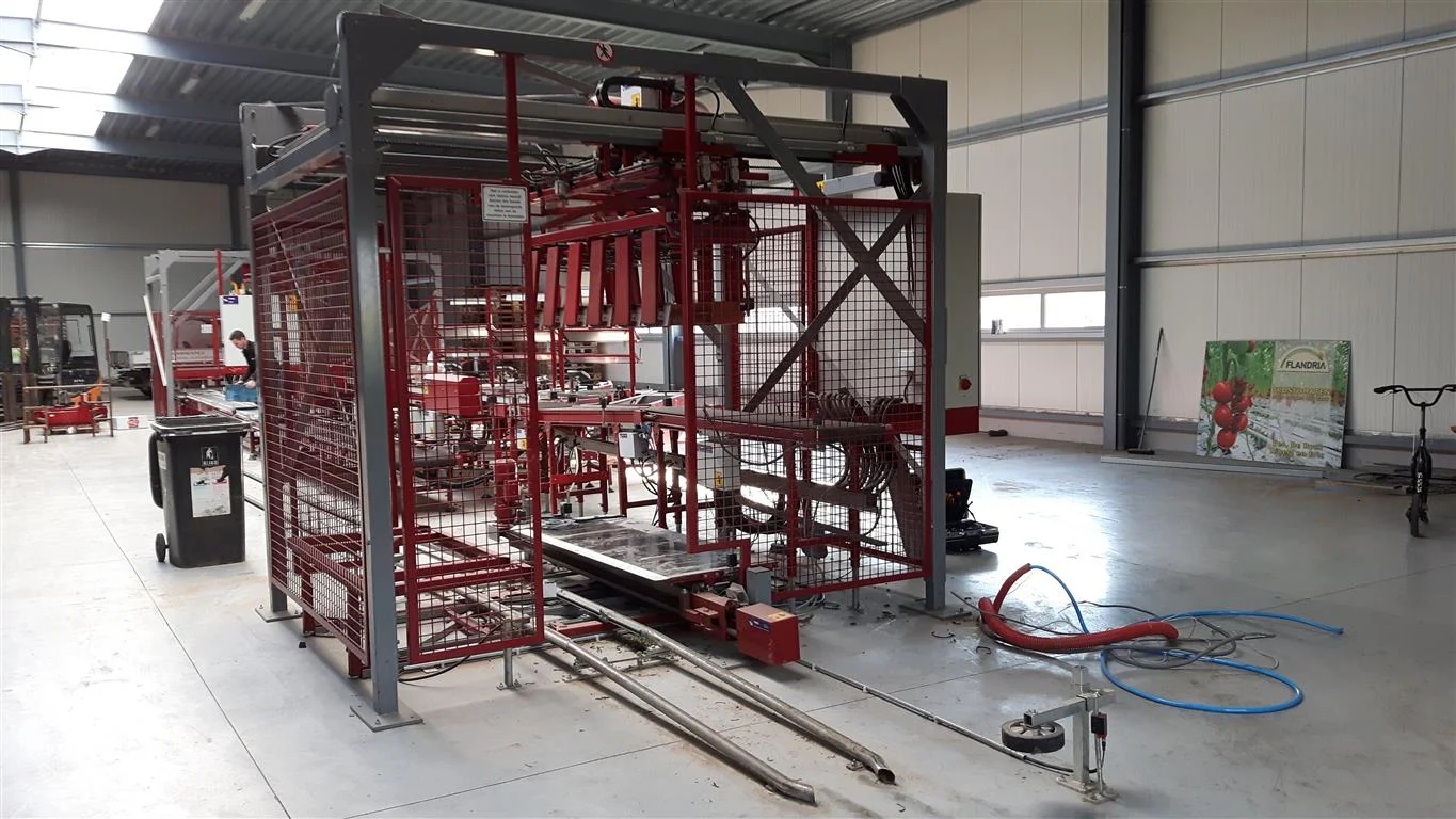 Taks fully automatic unloading system for destacking boxes from pipe ...