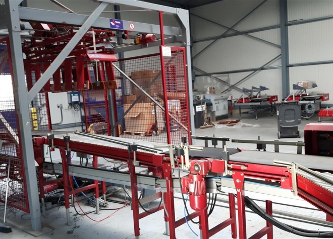 Taks fully automatic unloading system for destacking boxes from pipe ...