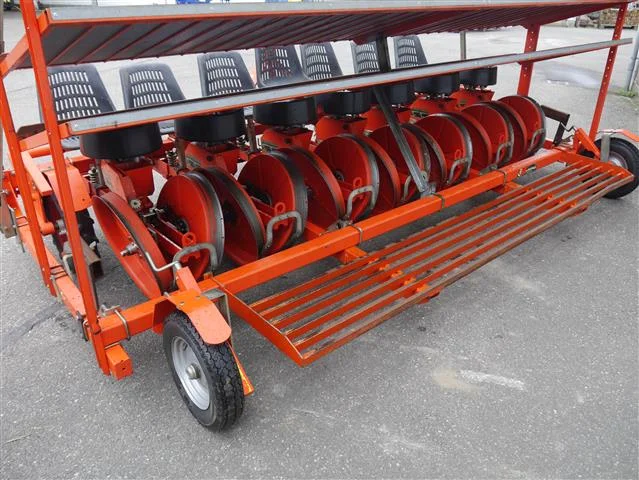 Checchi & Magli 7 row planting machine Tex • Duijndam Machines