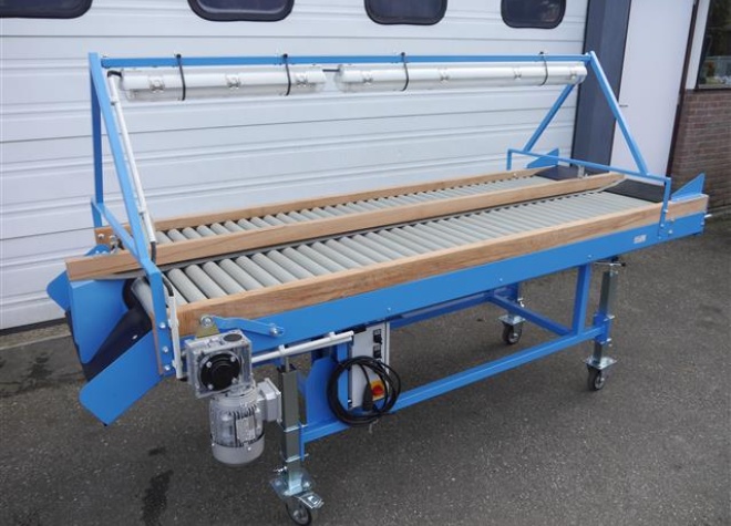 New roller inspection conveyor 250 x 85 cm • Duijndam Machines