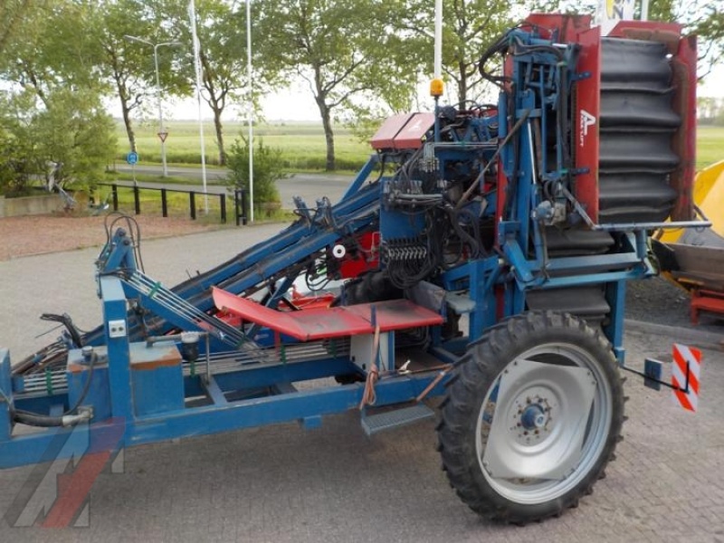 Asa Lift carrot harvester 2 rows • Duijndam Machines