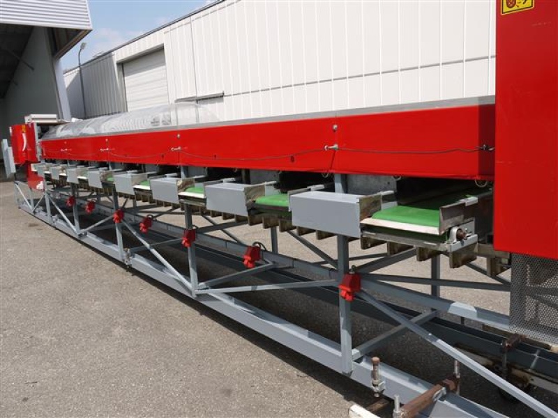 Aweta G3-8 sorting machine for apples • Duijndam Machines