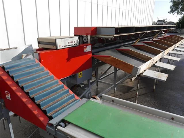 Aweta E8 Electronic sorting machine for cucumbers • Duijndam Machines