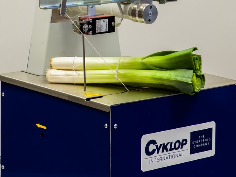 Neue Cyklop Demo model Axro 2 Basic Bindemaschine • Duijndam Machines