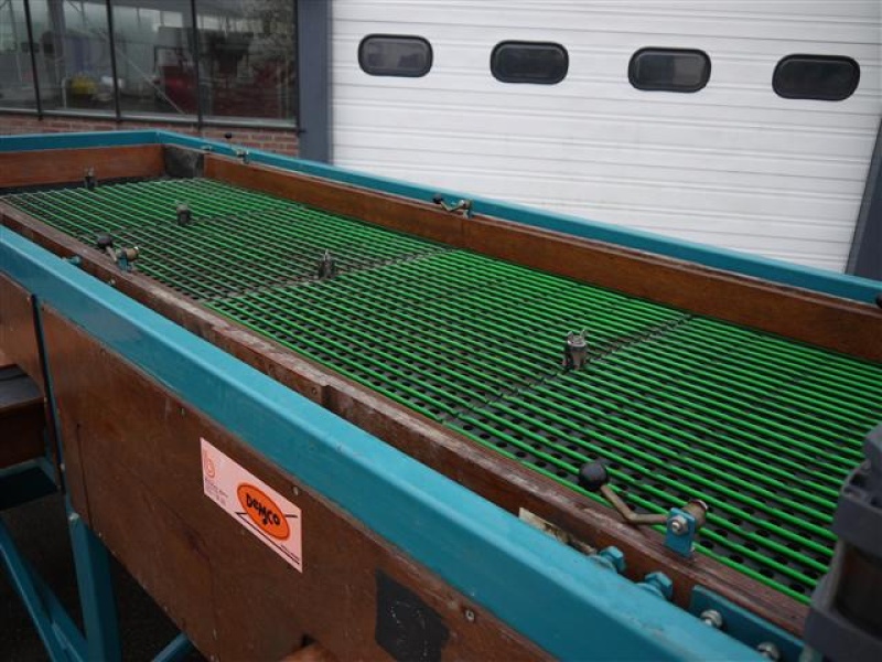 Demco sorteermachine voor bollen en uien • Duijndam Machines