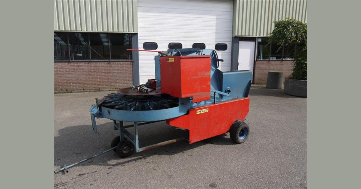 Dewa potting machine with pneumatic ejection • Duijndam Machines