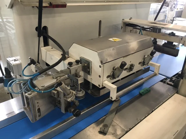 Record Nova flow pack machine • Duijndam Machines