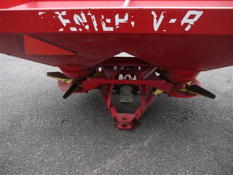 Lely superlarge 1600 fertilizer spreader • Duijndam Machines