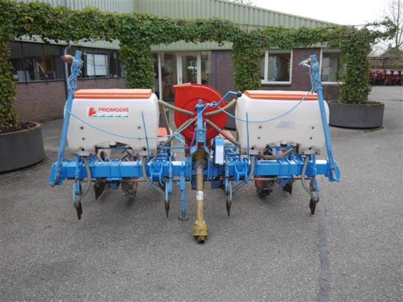 Monosem semoir pneumatique 4 rangs • Duijndam Machines