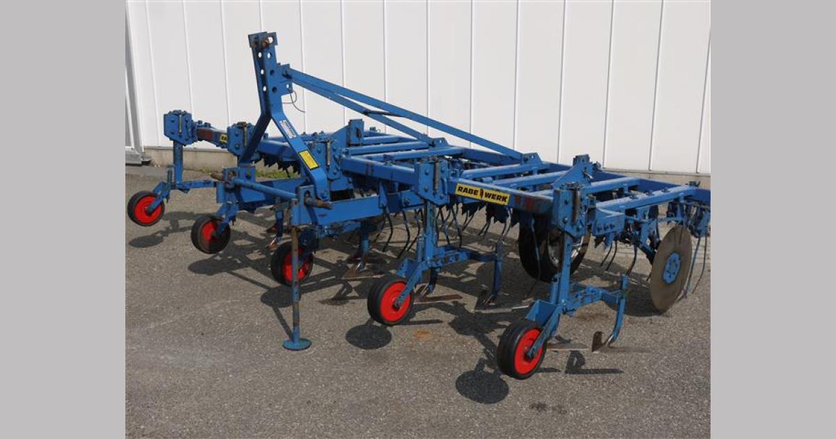Rabe / Rabewerk entre fila cultivador. • Duijndam Machines