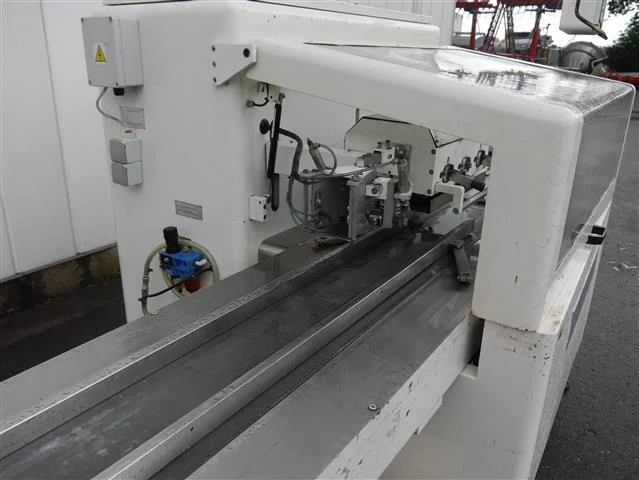 Record Nova flow pack machine • Duijndam Machines