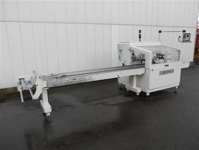 Record Nova flow pack machine • Duijndam Machines