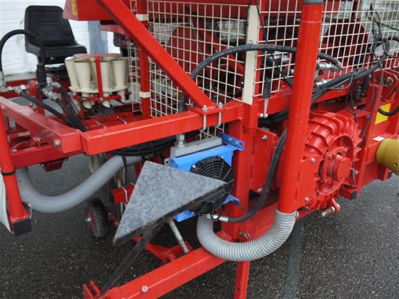 Simon Leek planter dibbler • Duijndam Machines