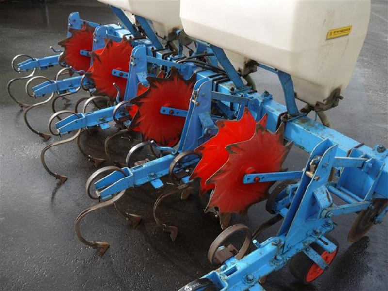 Monosem Super Prefer SuperCrop de la bineuse • Duijndam Machines