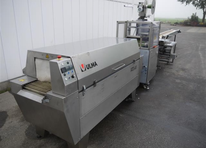 Ulma PV-350 LSH /SPH packing machine with shrink tunnel • Duijndam Machines