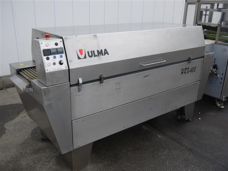 Ulma PV-350 LSH /SPH packing machine with shrink tunnel • Duijndam Machines