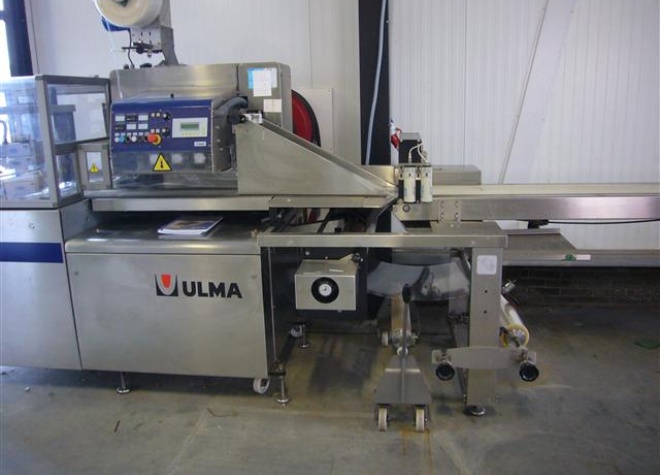 Ulma PV350 Flowpack Verpackungsmaschine • Duijndam Machines
