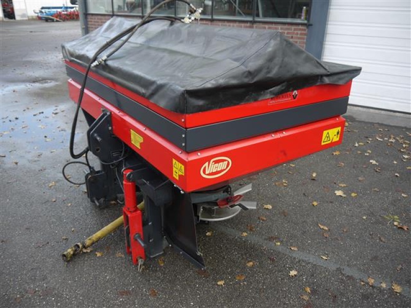 Vicon Rotaflow RSM Fertliliser spreader • Duijndam Machines