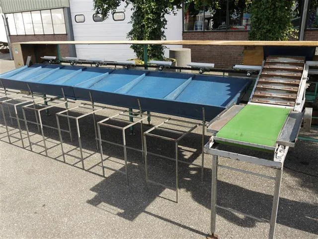 Vito Brinkman mechanical cucumber grading machine • Duijndam Machines