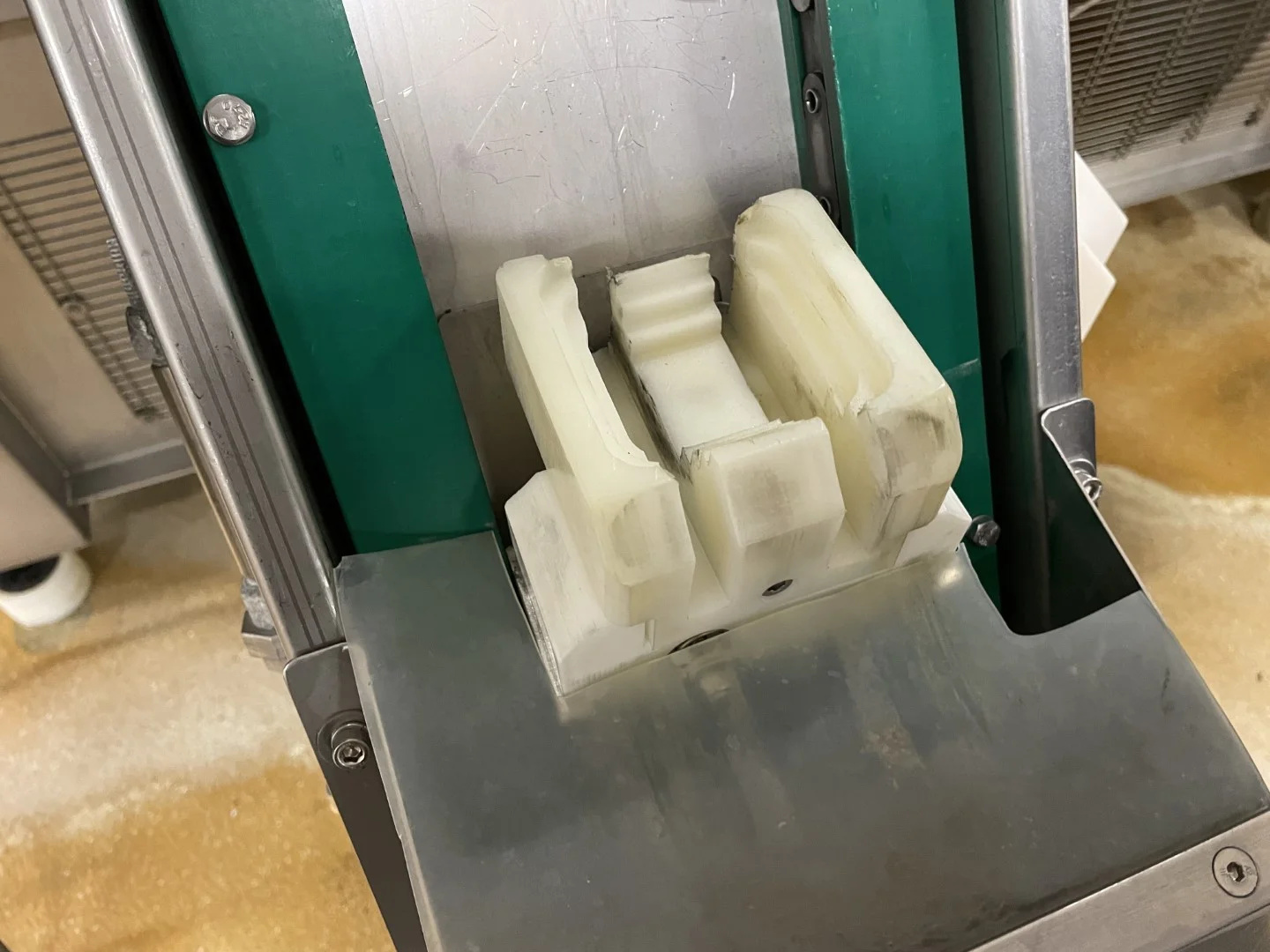 ABL OP30 peeling and slicing machine for oranges • Duijndam Machines