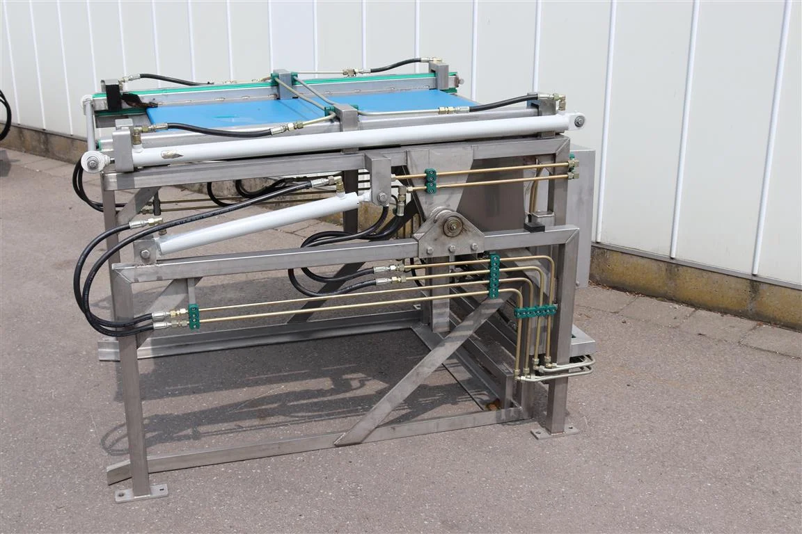ACB Stainless steel box tippers 100 cm • Duijndam Machines