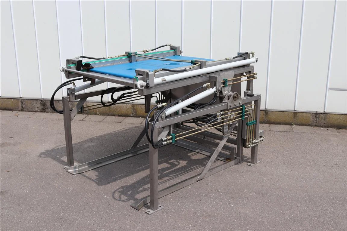 ACB Stainless steel box tippers 100 cm • Duijndam Machines