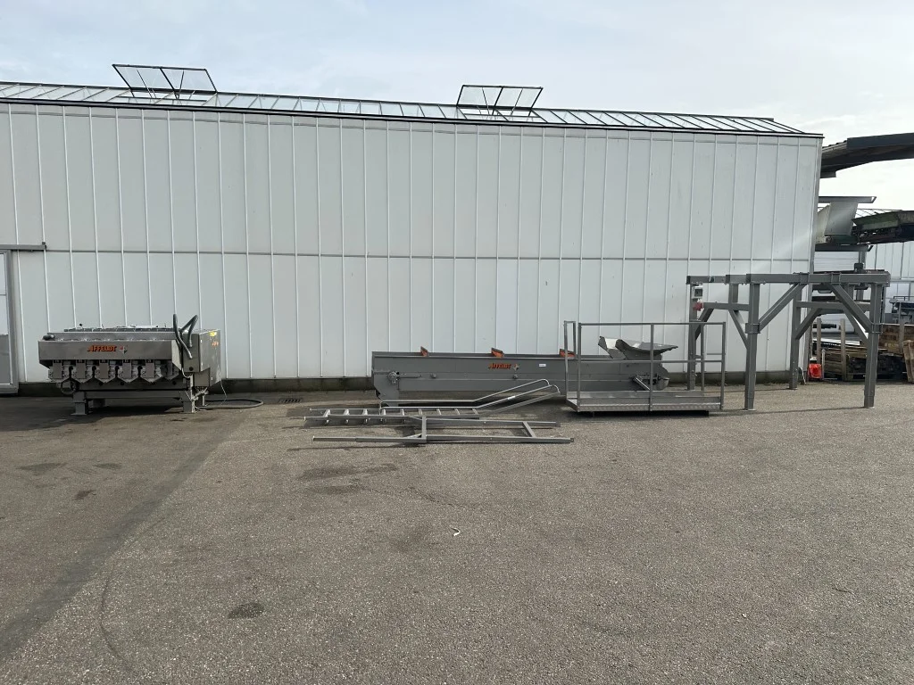 Affeldt 170 10VB weighing machine with Affeldt 929 T18 net clipper ...
