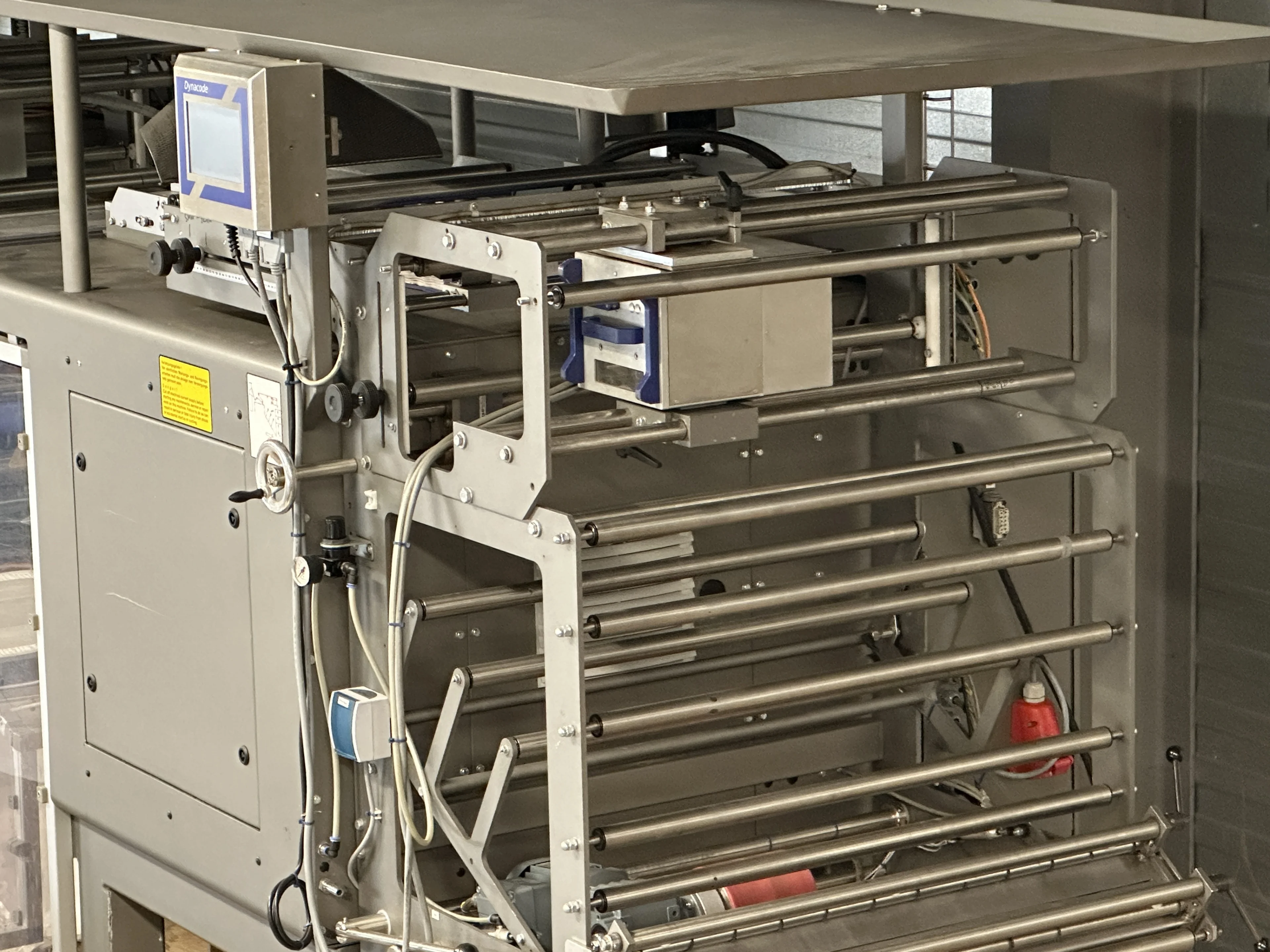 Affeldt AVN E 350 D flow pack machine • Duijndam Machines