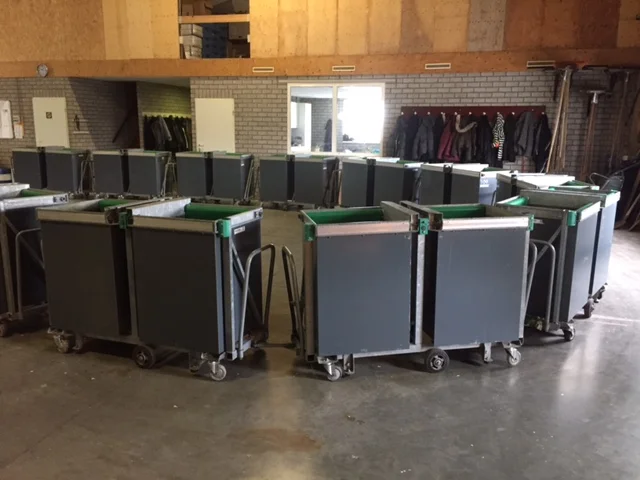 Intrasit Alcoa Container harvesting trolleys - transport system for ...