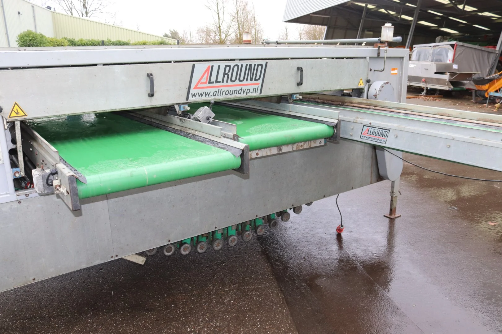Allround radial rollergrader with 3 product conveyors • Duijndam Machines