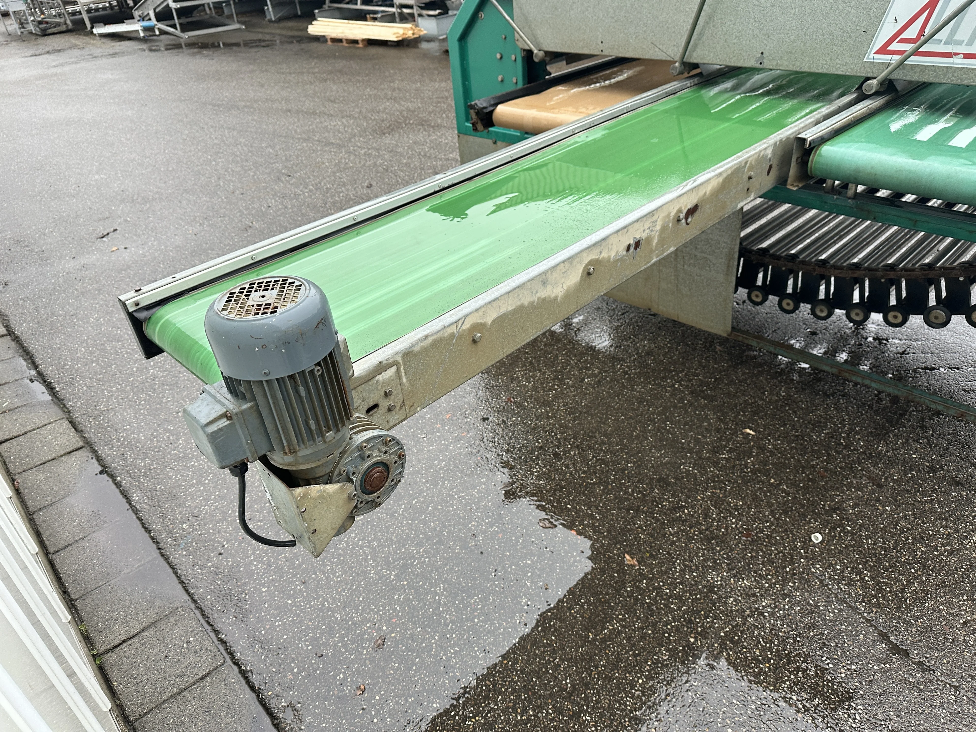 Allround roller sorting machine 120 cm with 3 conveyors • Duijndam Machines