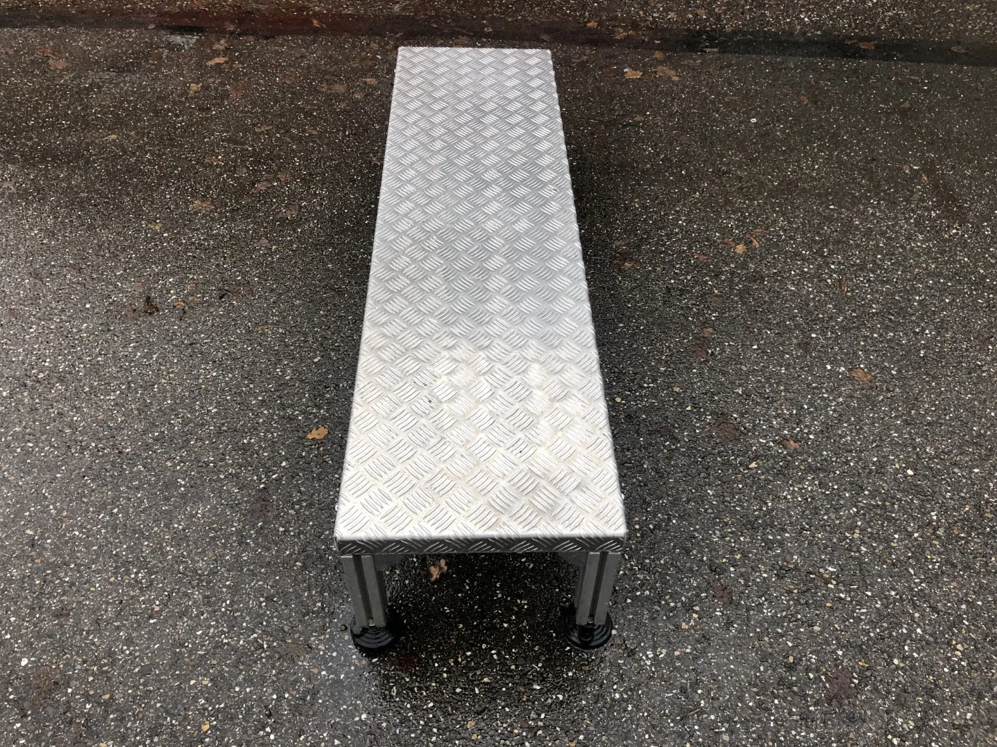 Aluminium platform step for standing on • Duijndam Machines