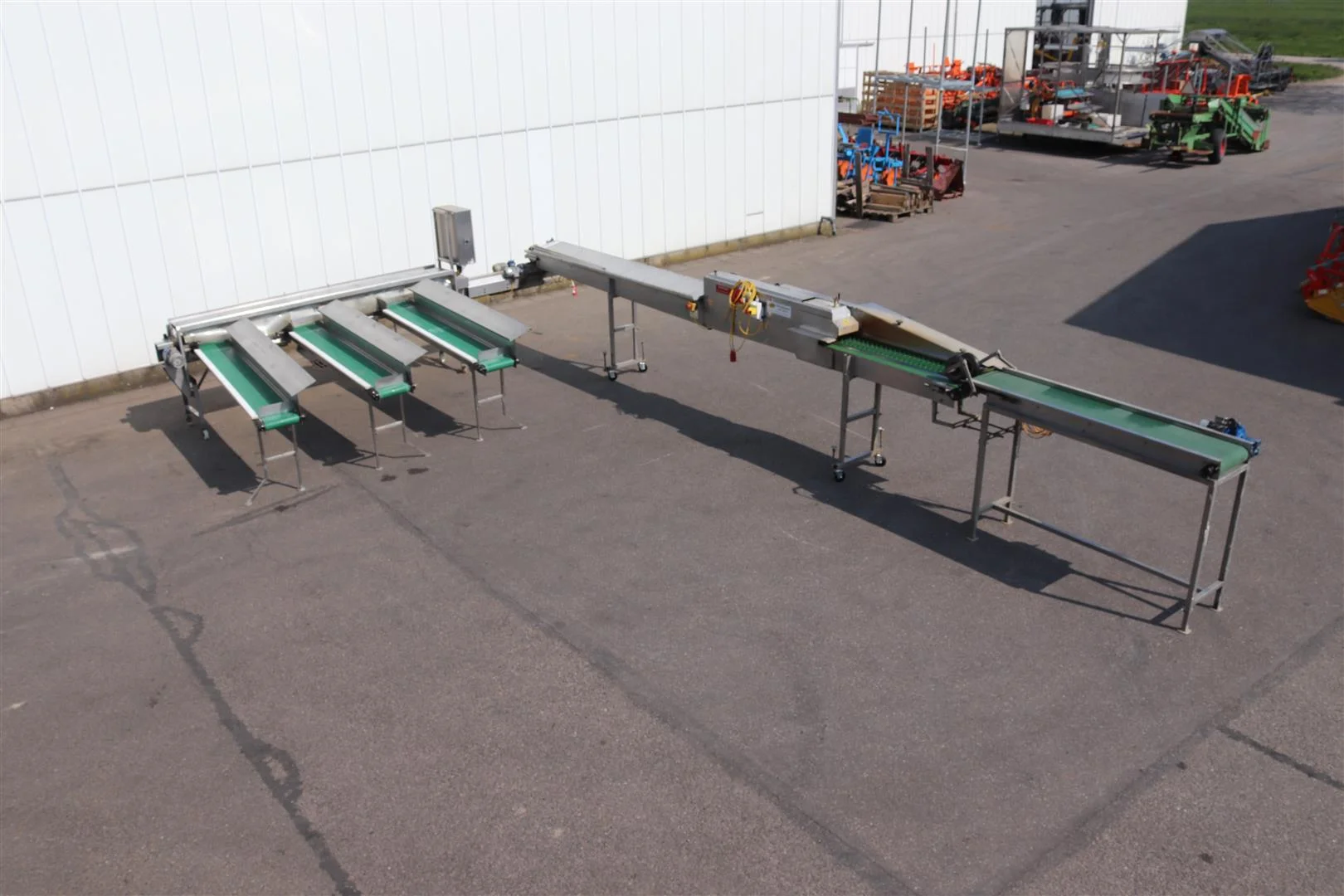 Christiaens semi-automatic grading machine and washer for asparagus ...