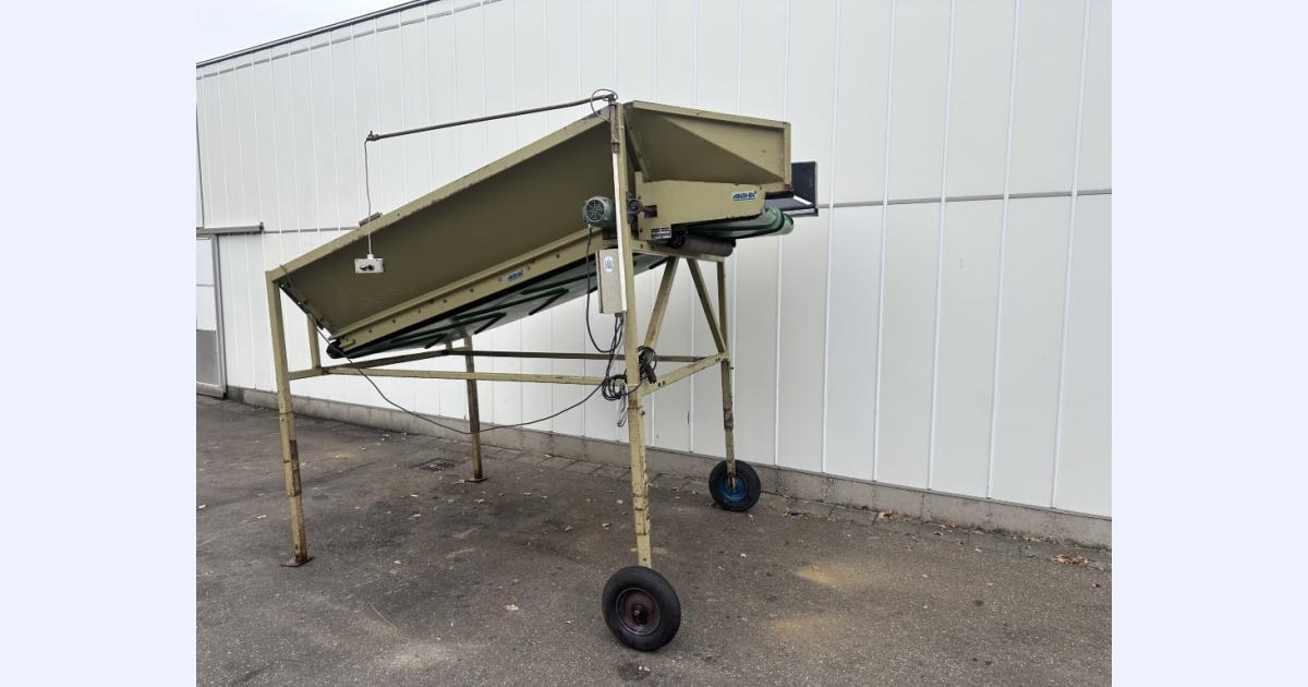 AVH - Antha Van Hienen DBK dosing hopper • Duijndam Machines
