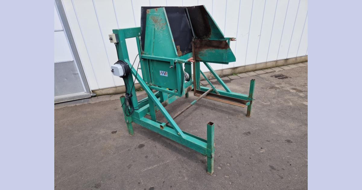 AWB box tipper for max 120 cm wide boxes • Duijndam Machines