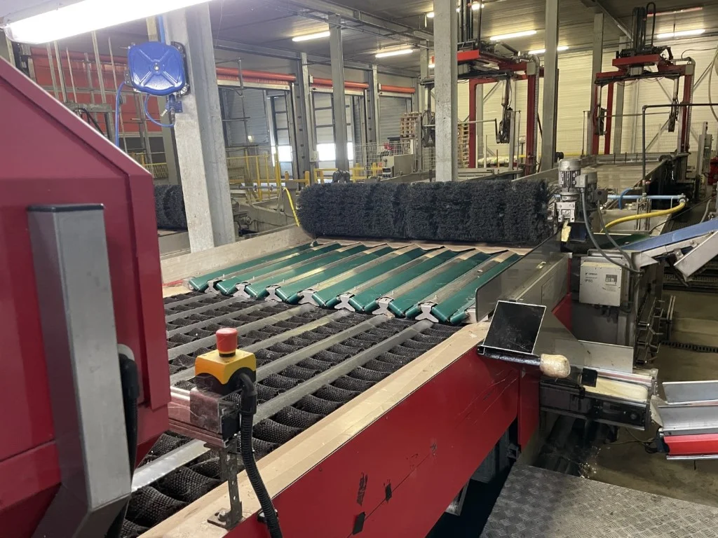 Aweta 2xG AV-8/36+1 grading line machine for apples and pears with 2 x ...