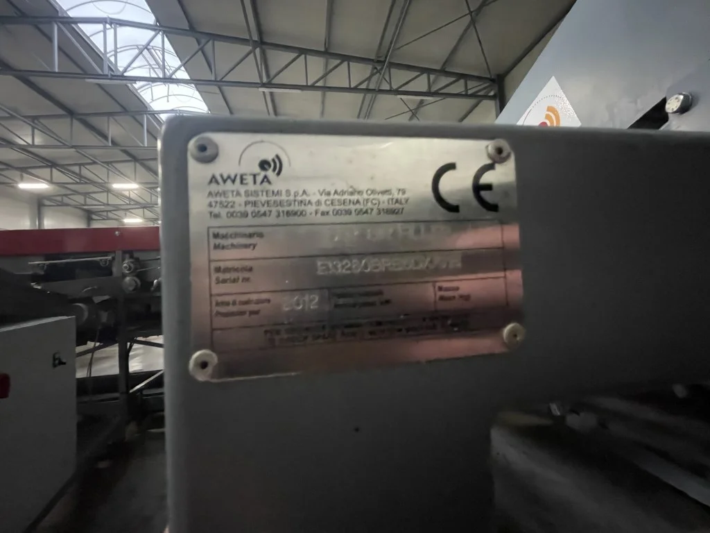 Aweta dry bin filler for fruit • Duijndam Machines