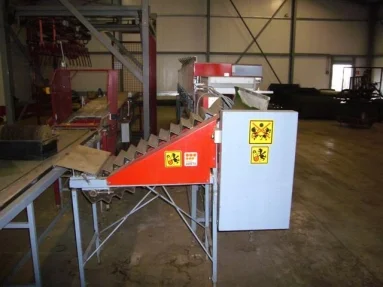 Aweta E8 sorting machine for cucumbers • Duijndam Machines