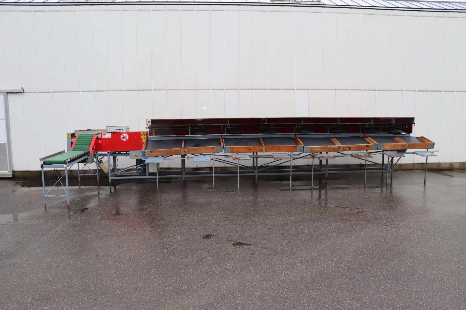 Aweta E8 Vario cucumber sorting machine • Duijndam Machines