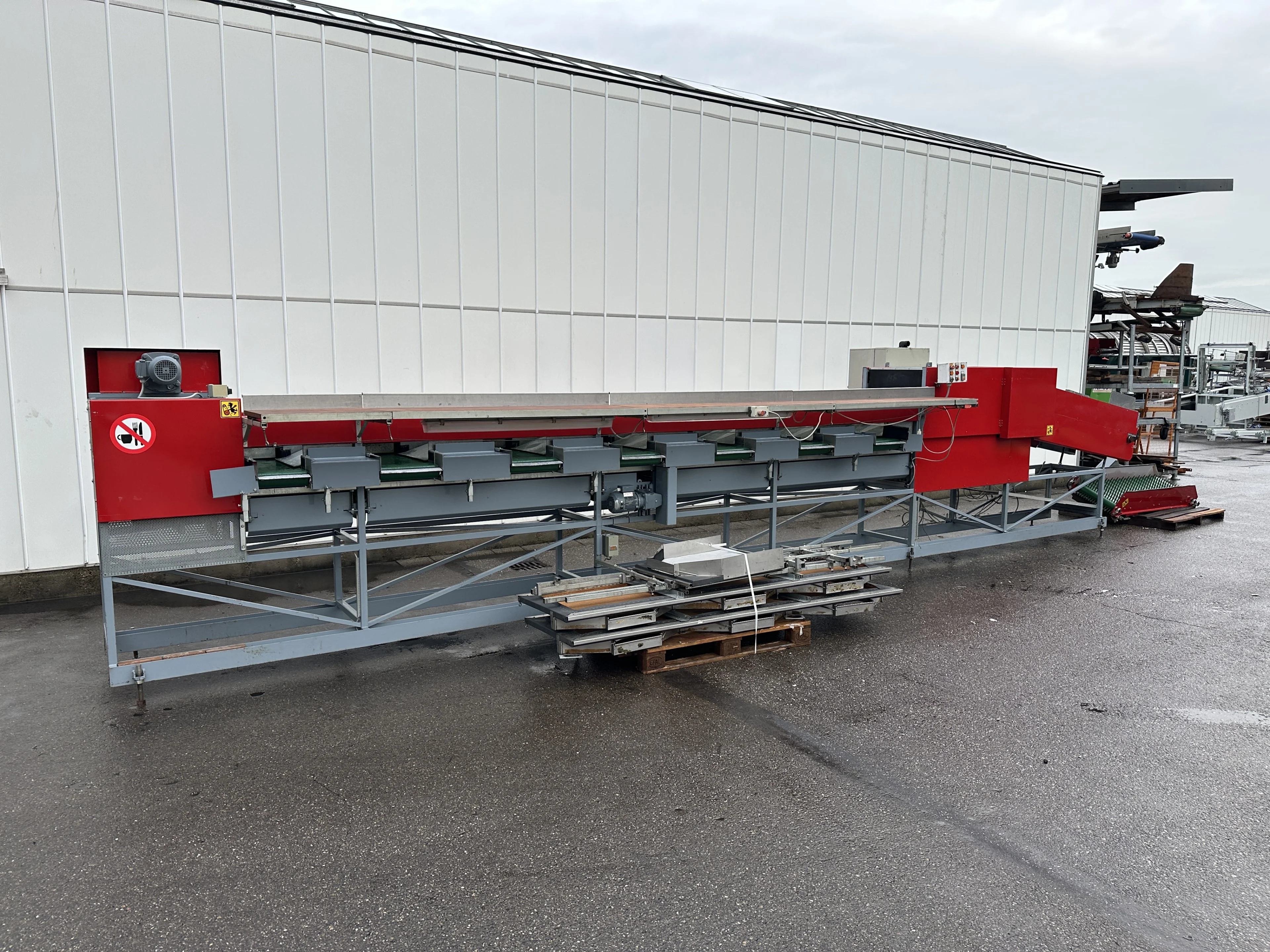 Aweta G2-6+1 pepper sorting machine by weight • Duijndam Machines