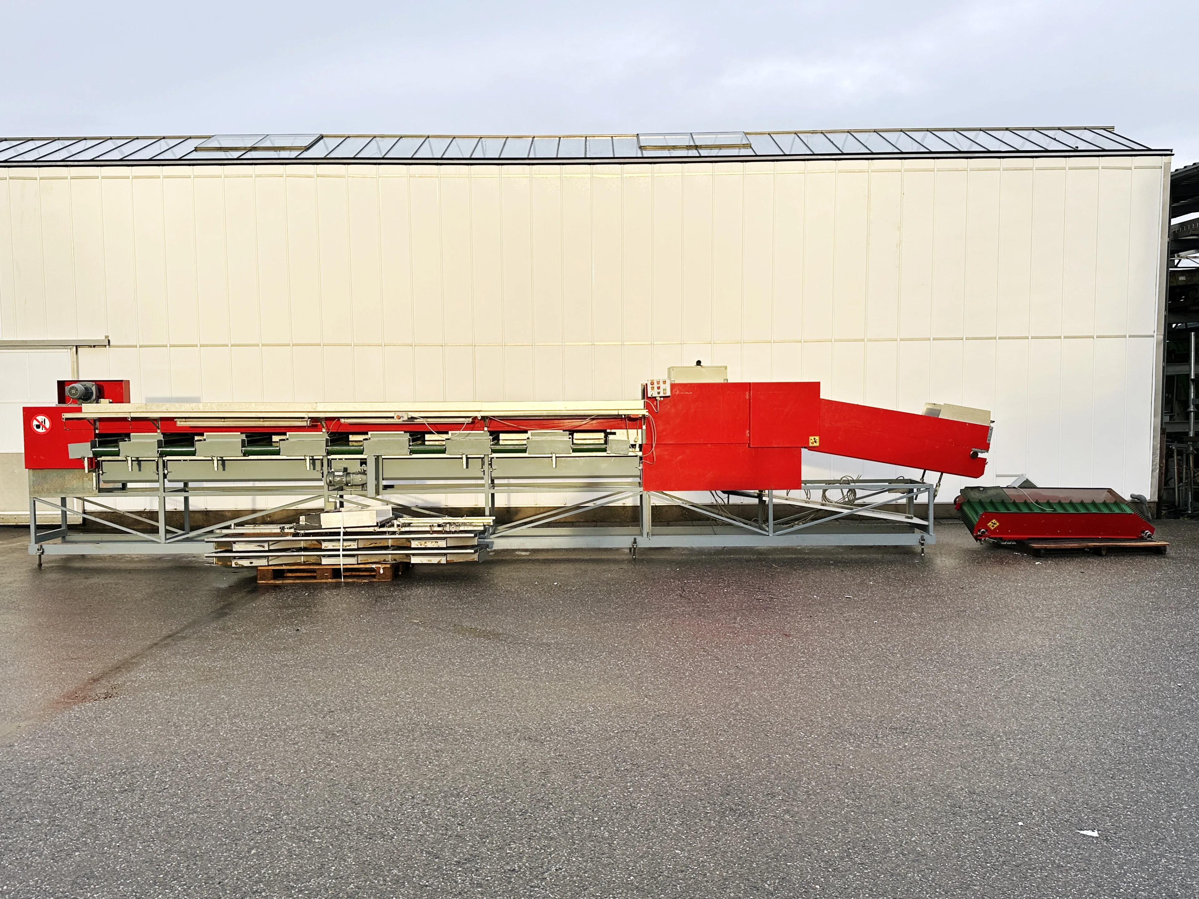 Aweta G2-6+1 paprikasorteermachine op gewicht • Duijndam Machines