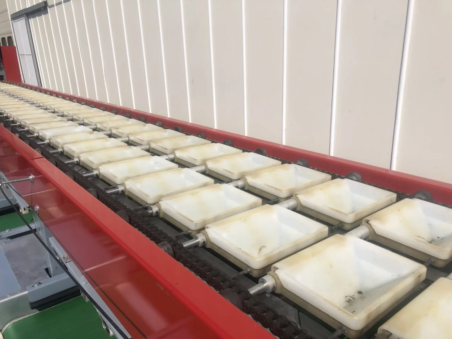 Aweta G2-6 sorting machine for apples and fruit • Duijndam Machines