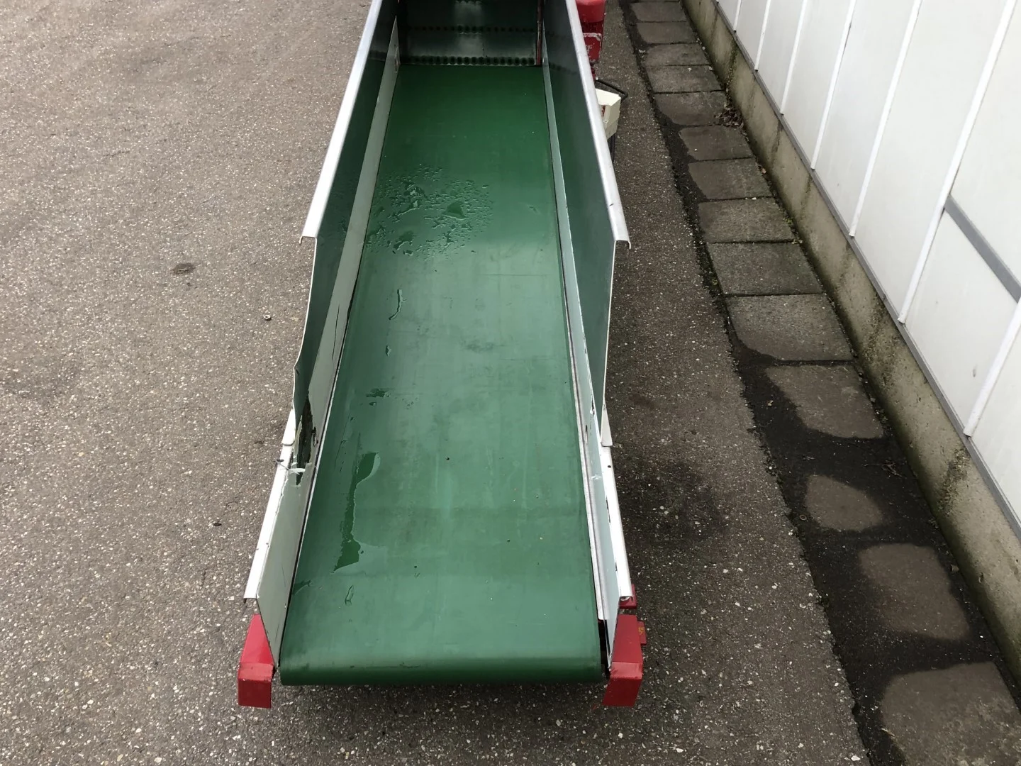 Aweta G2-6 weight sorting machine for peppers • Duijndam Machines