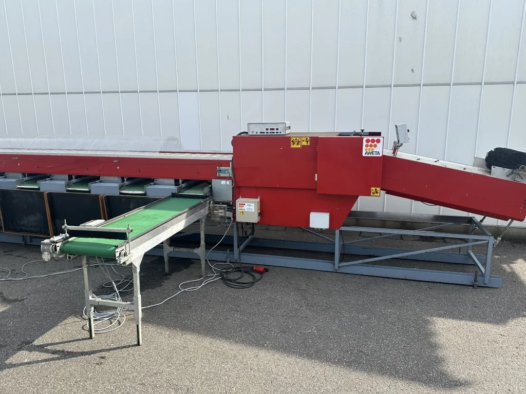 Aweta G3-8 apple & fruit sorting machine • Duijndam Machines