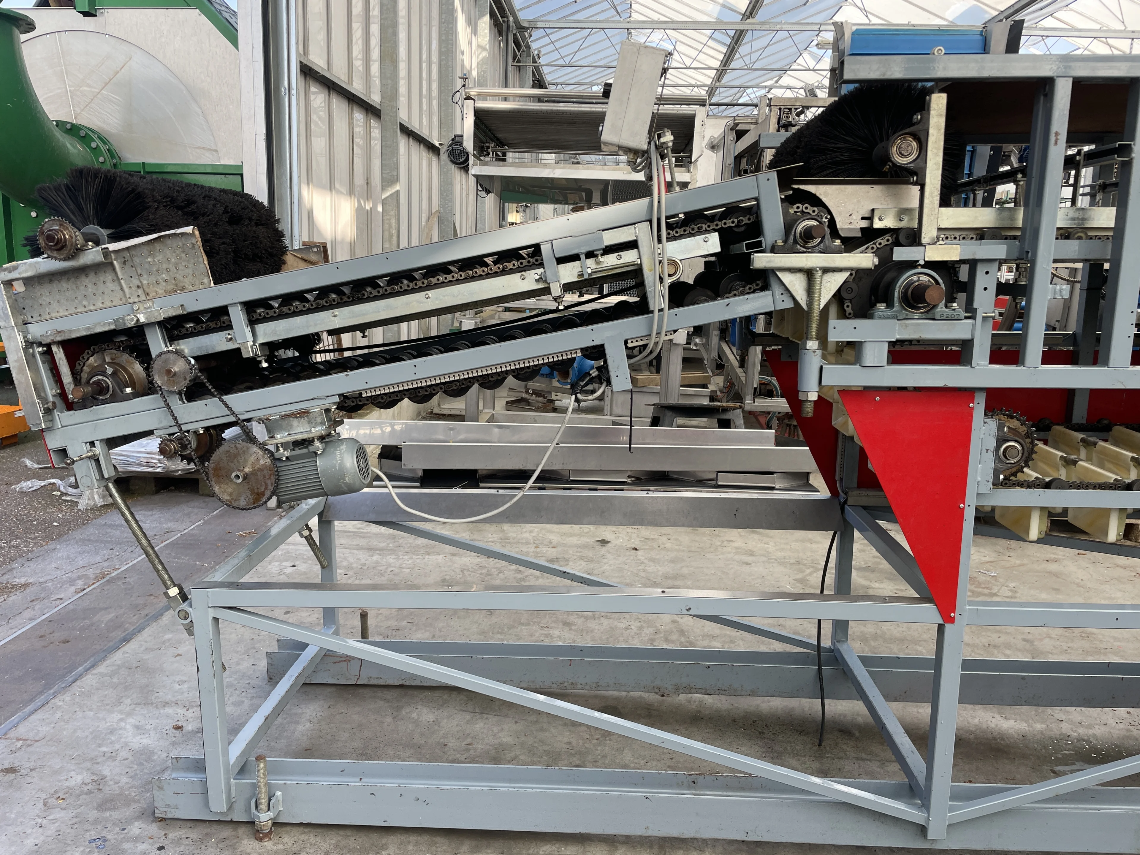 Aweta G3-8 apple & fruit sorting machine • Duijndam Machines