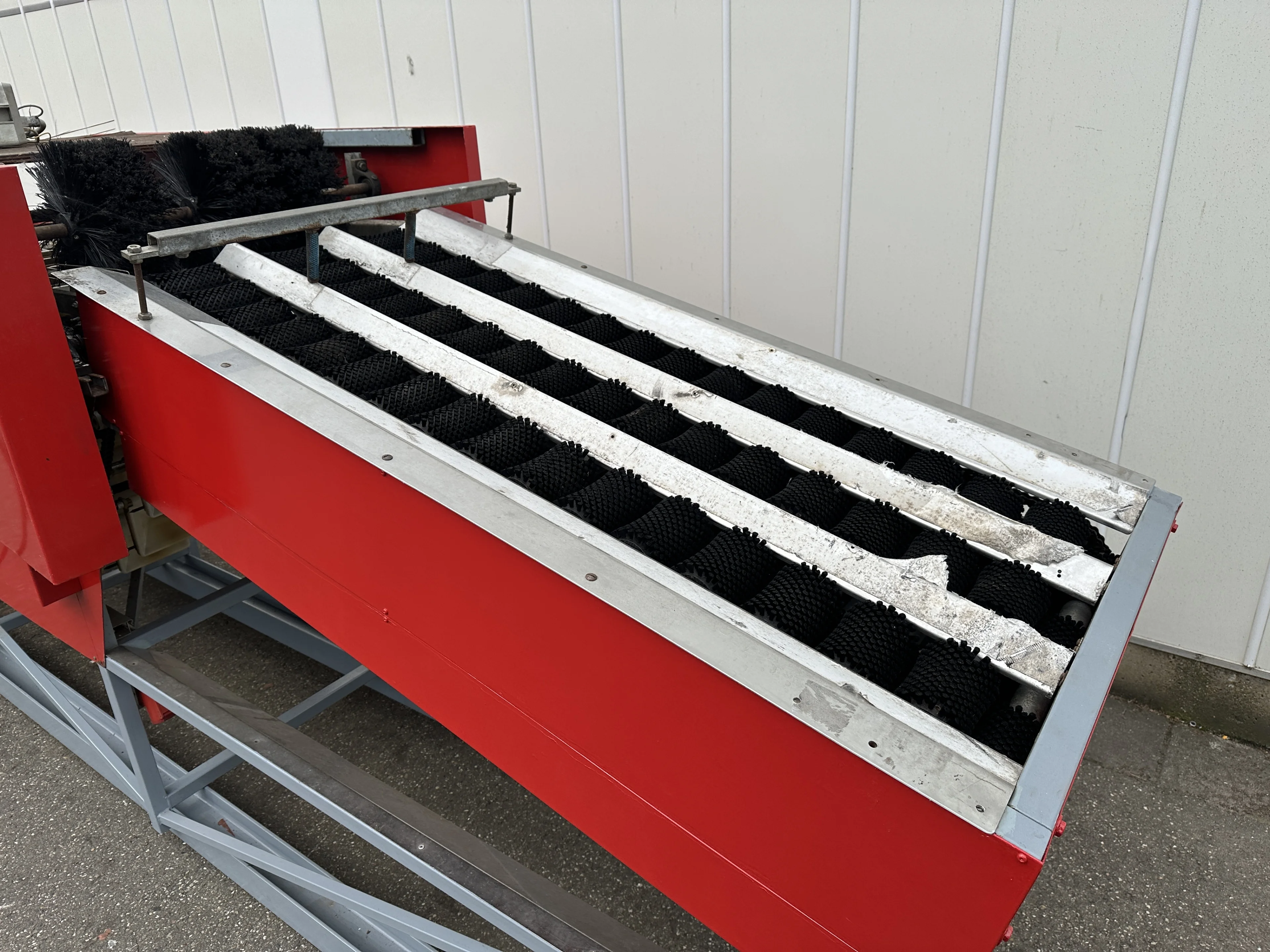 Aweta G3-8 +1 apple & fruit sorting machine • Duijndam Machines