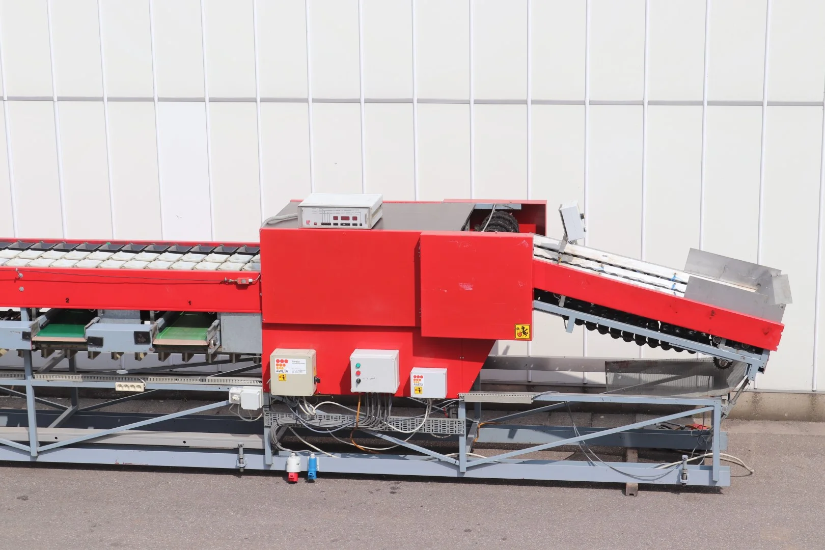 Aweta G3-8+1 weight sorting machine • Duijndam Machines