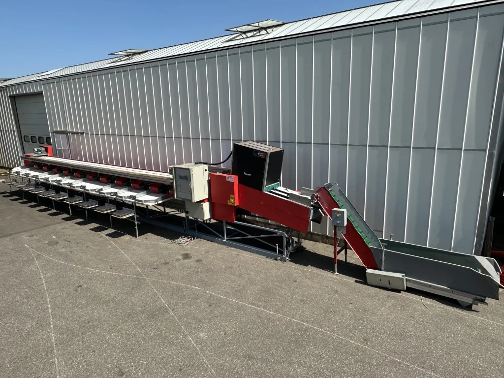 Aweta GM 2-10 sorting machine for peppers • Duijndam Machines